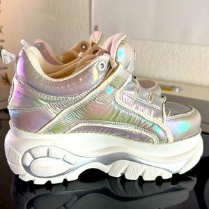Buffalo David Bitton | Shoes | Buffalo London Holographic Pastel White ...